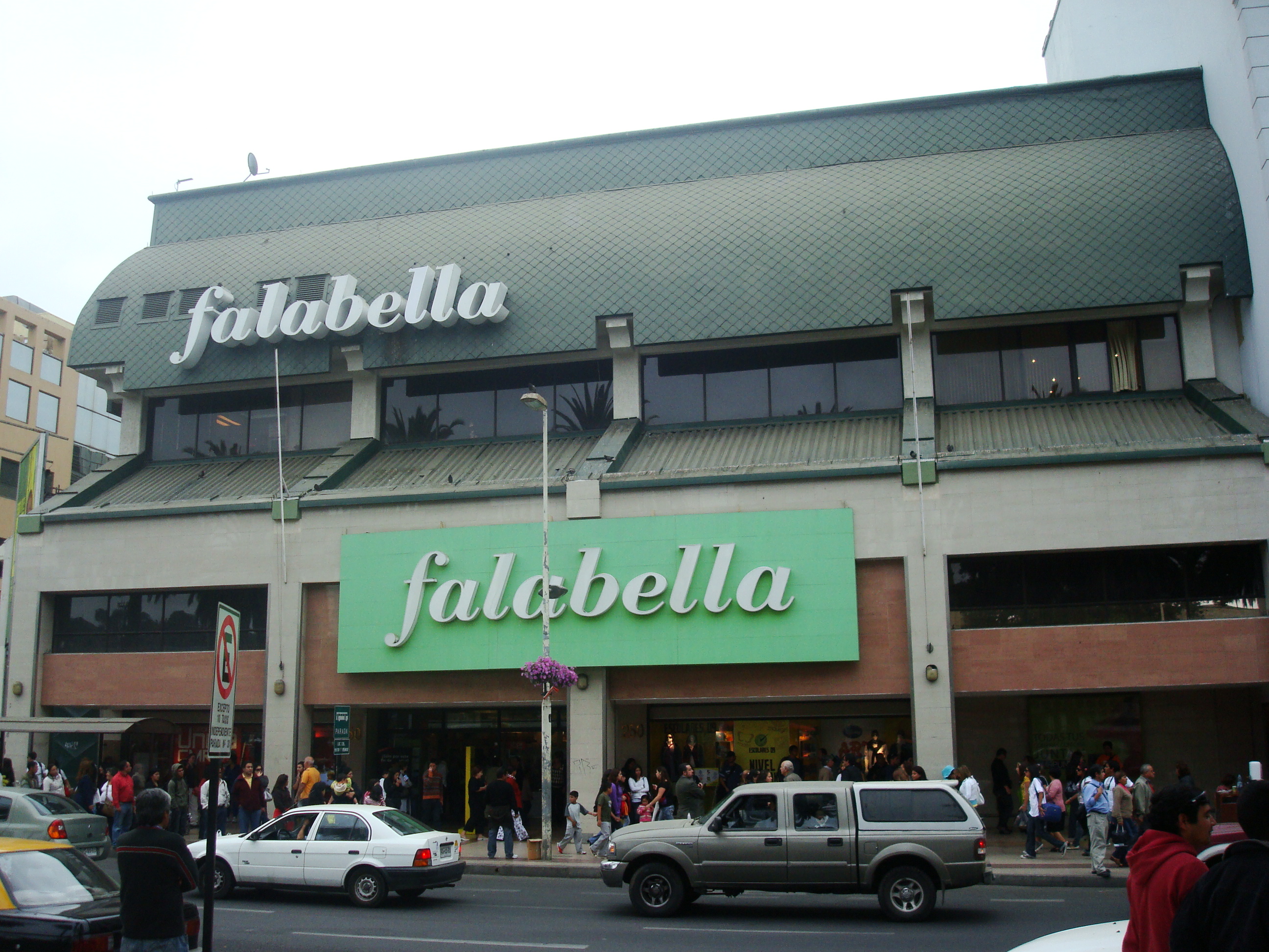 Falabella Retail: Working toward a sustainable and equitable business model